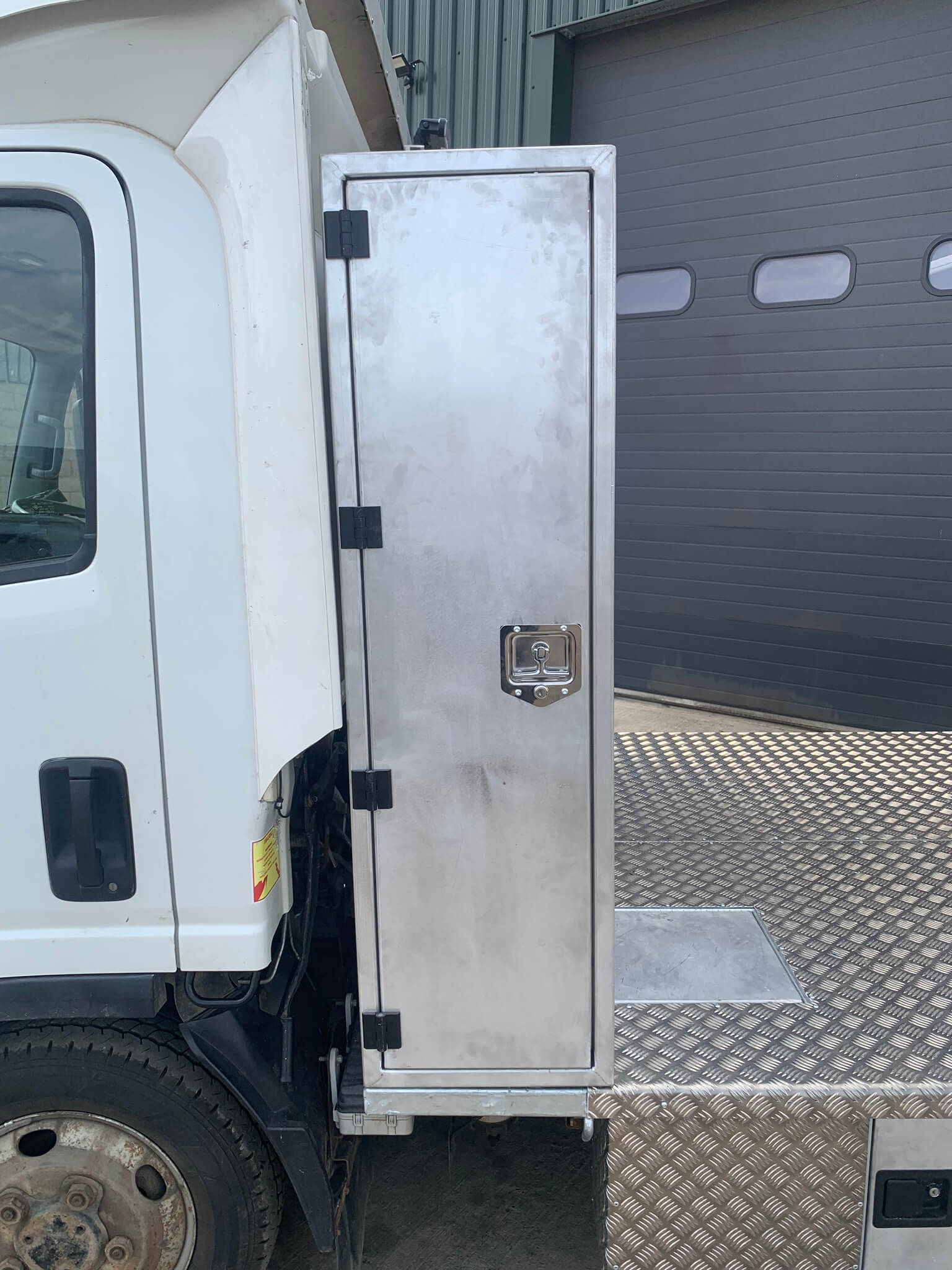 3.5 / 5.5 LGV truck and lorry bodies, bespoke to suit your needs ...