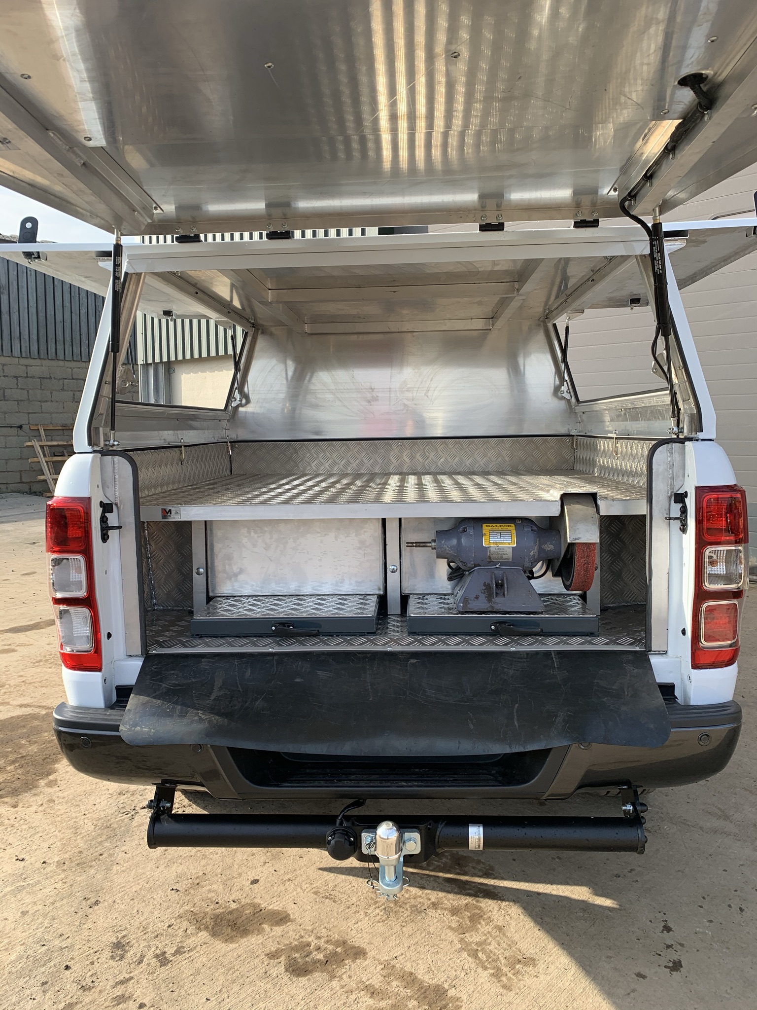 Rear Pickup/Van drawers (150kg Rated) - Mocho Fabrication
